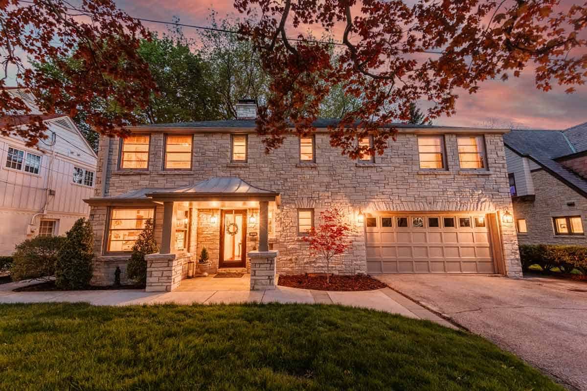 2445 N Harding Blvd | Double Boldt Real Estate
