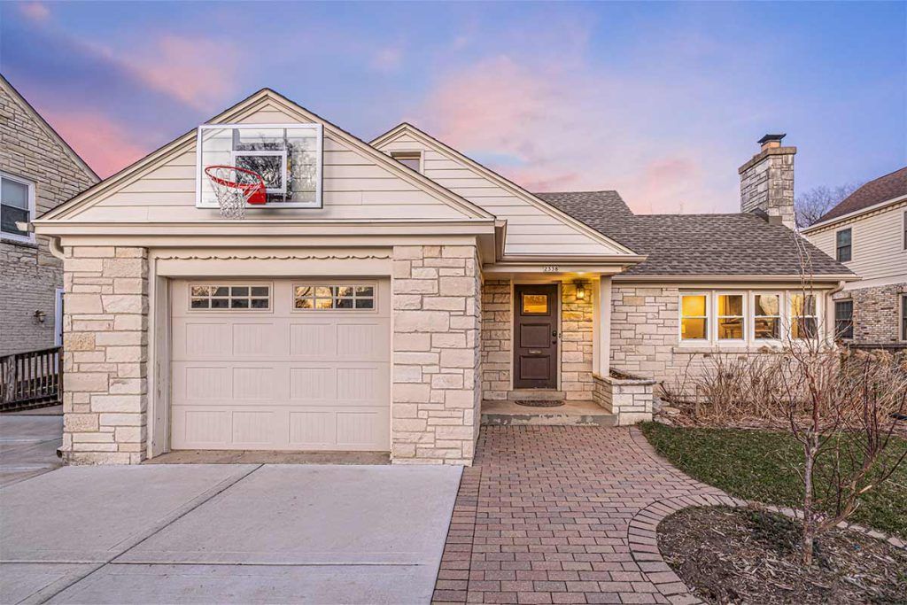 2338 Pasadena Blvd | Double Boldt Real Estate