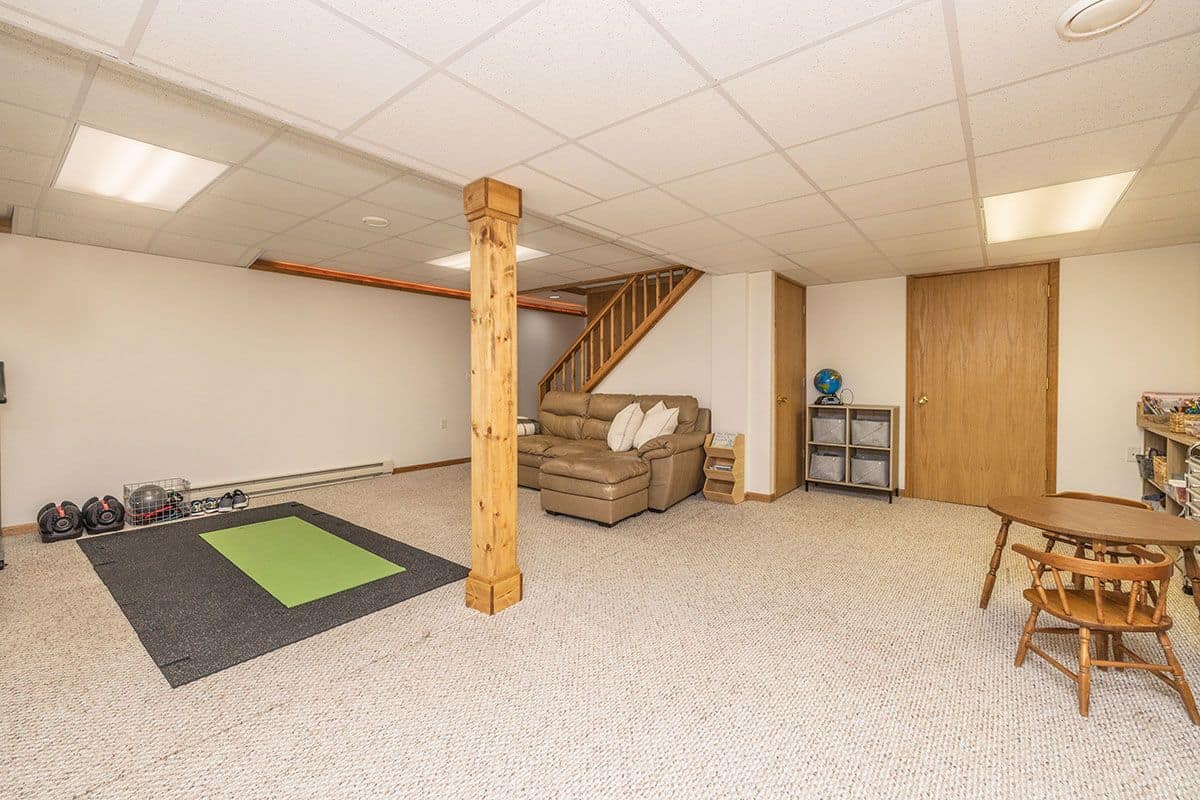 315 Turnberry Ct - Double Boldt Real Estate