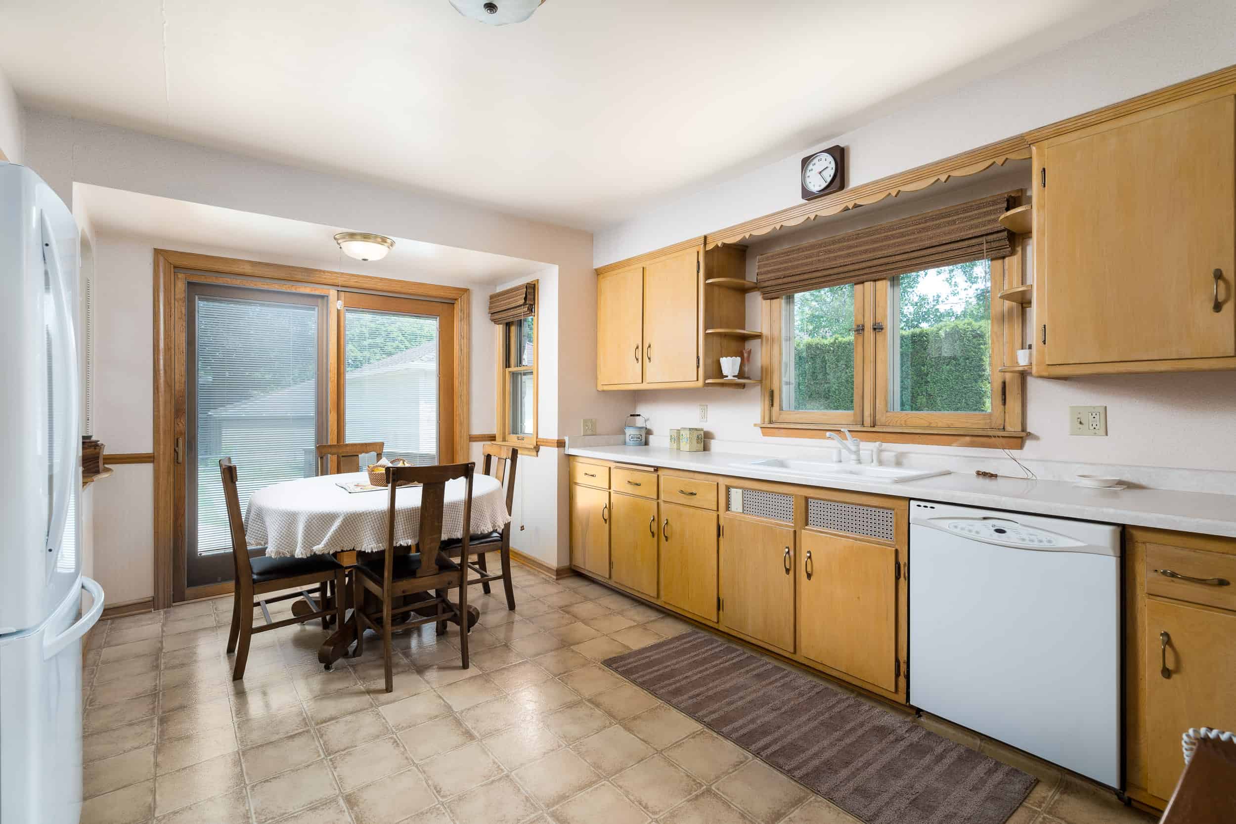 2542 N 96th St | Double Boldt Real Estate